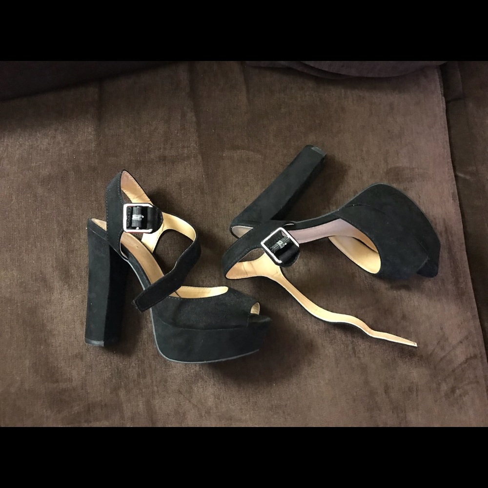 Brand New Candies 5 Inch 5.5 Black Platform Heels. - Gem